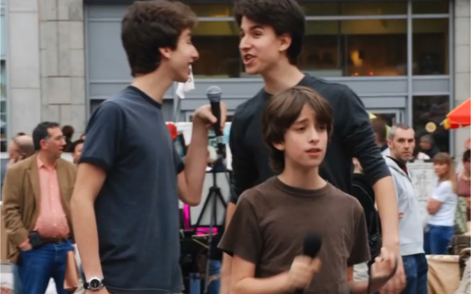 AJR表演进化史（从街头到剧院表演他们真的越来越好了）_哔哩哔哩_bilibili