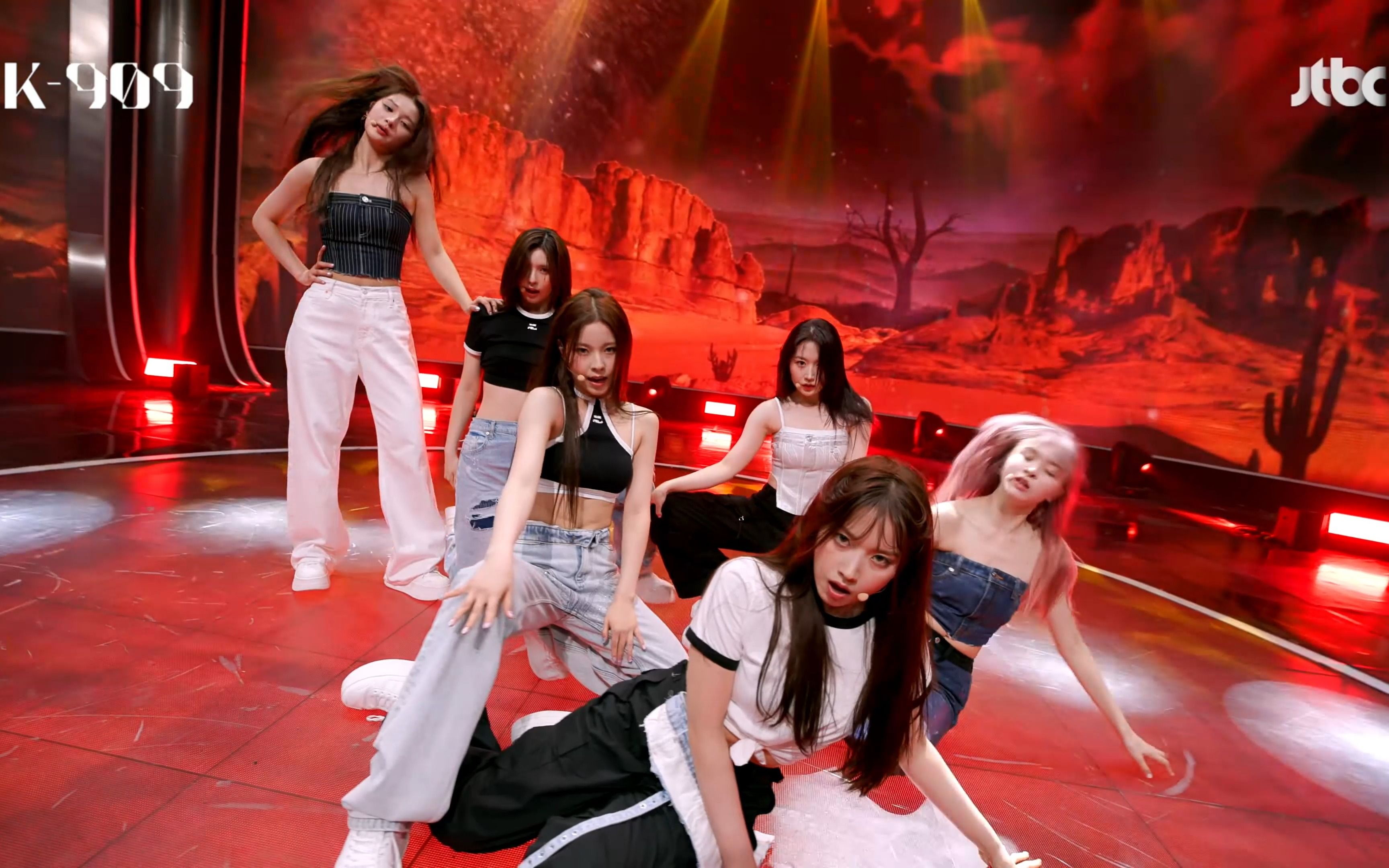 【NMIXX 4K60帧 导播版】《Hey Mama》演出再现！K-909舞台 23.07.15-仁俊的兔子-KPOP-哔哩哔哩视频