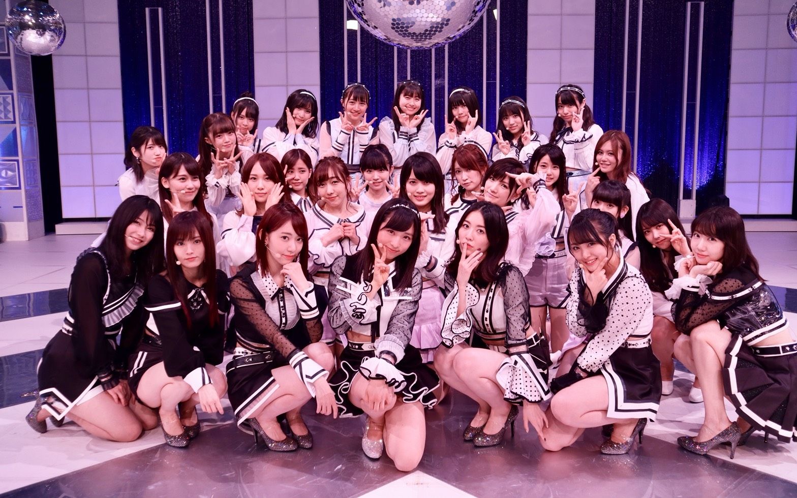 【AKB48 SHOW】180603 AKB48 - Teacher Teacher【中日字幕】_哔哩哔哩 (゜-゜)つロ 干杯~-bilibili