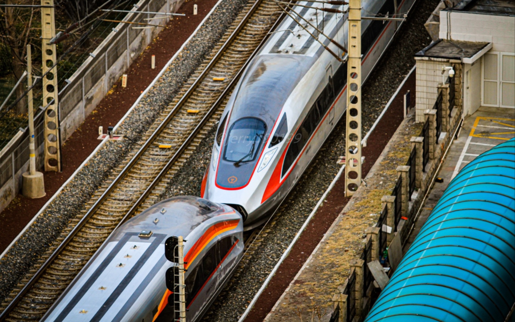 【中国铁路】AF-C重联AF？！CR400AF-C-2214与CR400AF-2058重联通过手帕口 前往京雄城际进行列车测试（AF为AFC陪练）_哔哩哔哩_bilibili