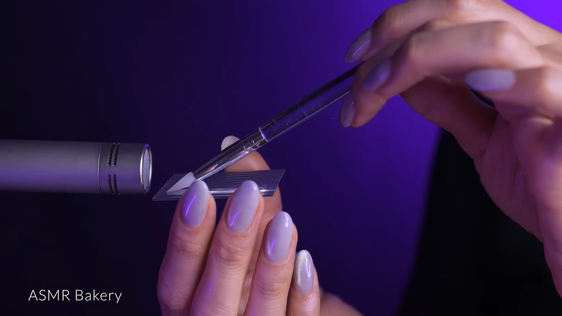 【ASMR Bakery】ASMR--深度耳部刺激助眠 | 3D脑部穿透体验（无语音）-助眠小助手-助眠小助手-哔哩哔哩视频