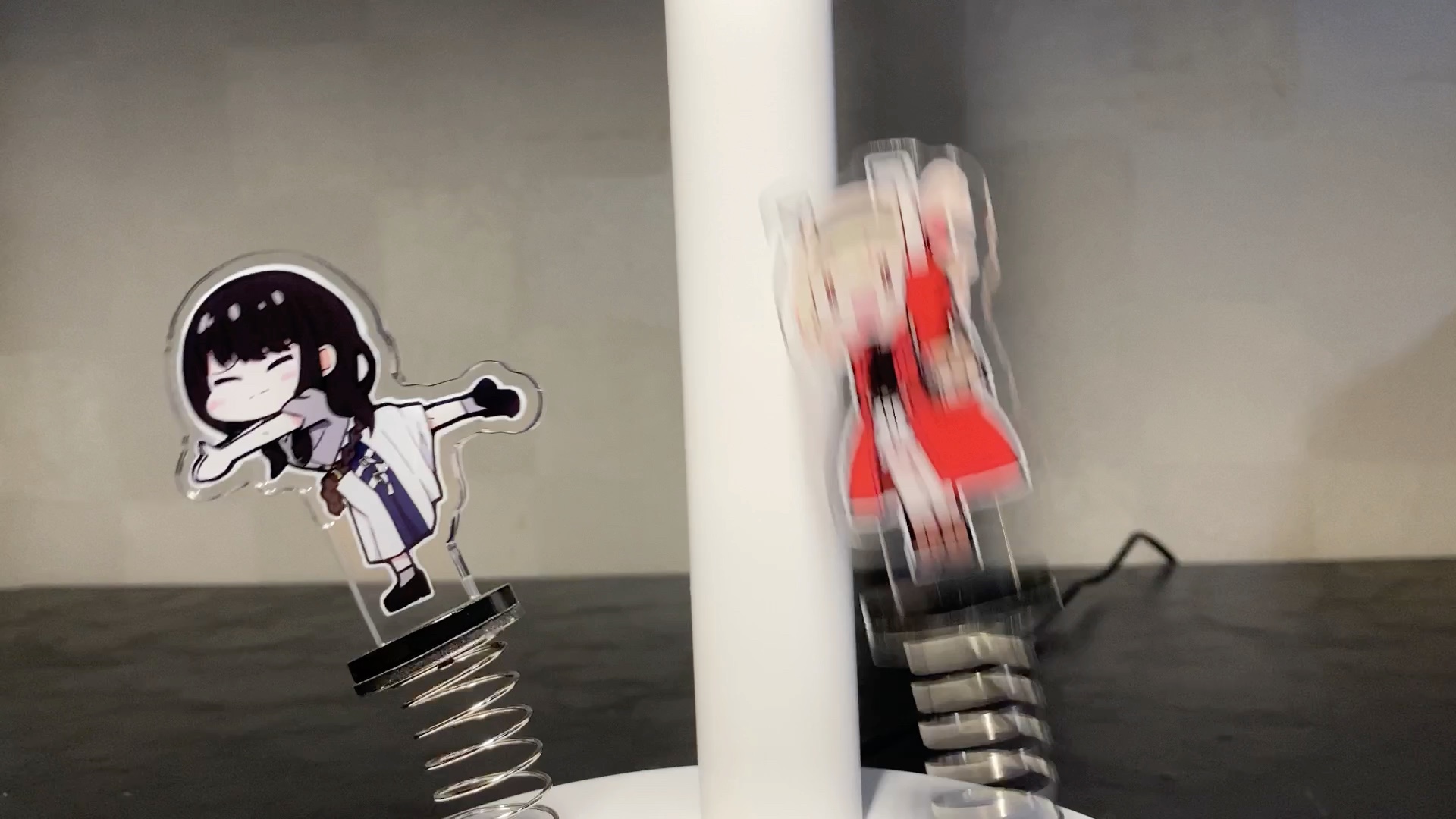 Sakana～和躲子弹的千束。_哔哩哔哩_bilibili