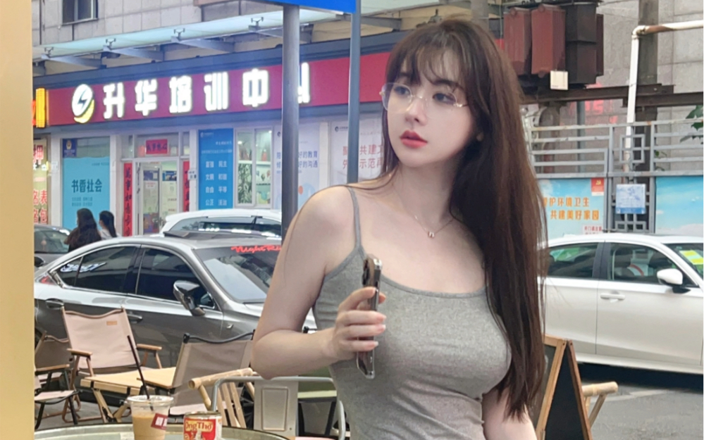 戴眼镜像渣女吗？不会吧-佚柔姐姐0102-佚柔姐姐0102-哔哩哔哩视频