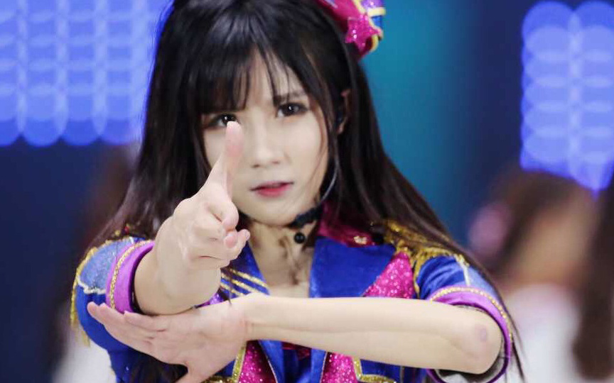 【BEJ48】Team B 段艺璇、青钰雯、刘姝贤、田姝丽、熊素君、林溪荷、张梦慧、毛其羽、陈美君 直播合集 20180117_哔哩哔哩_bilibili