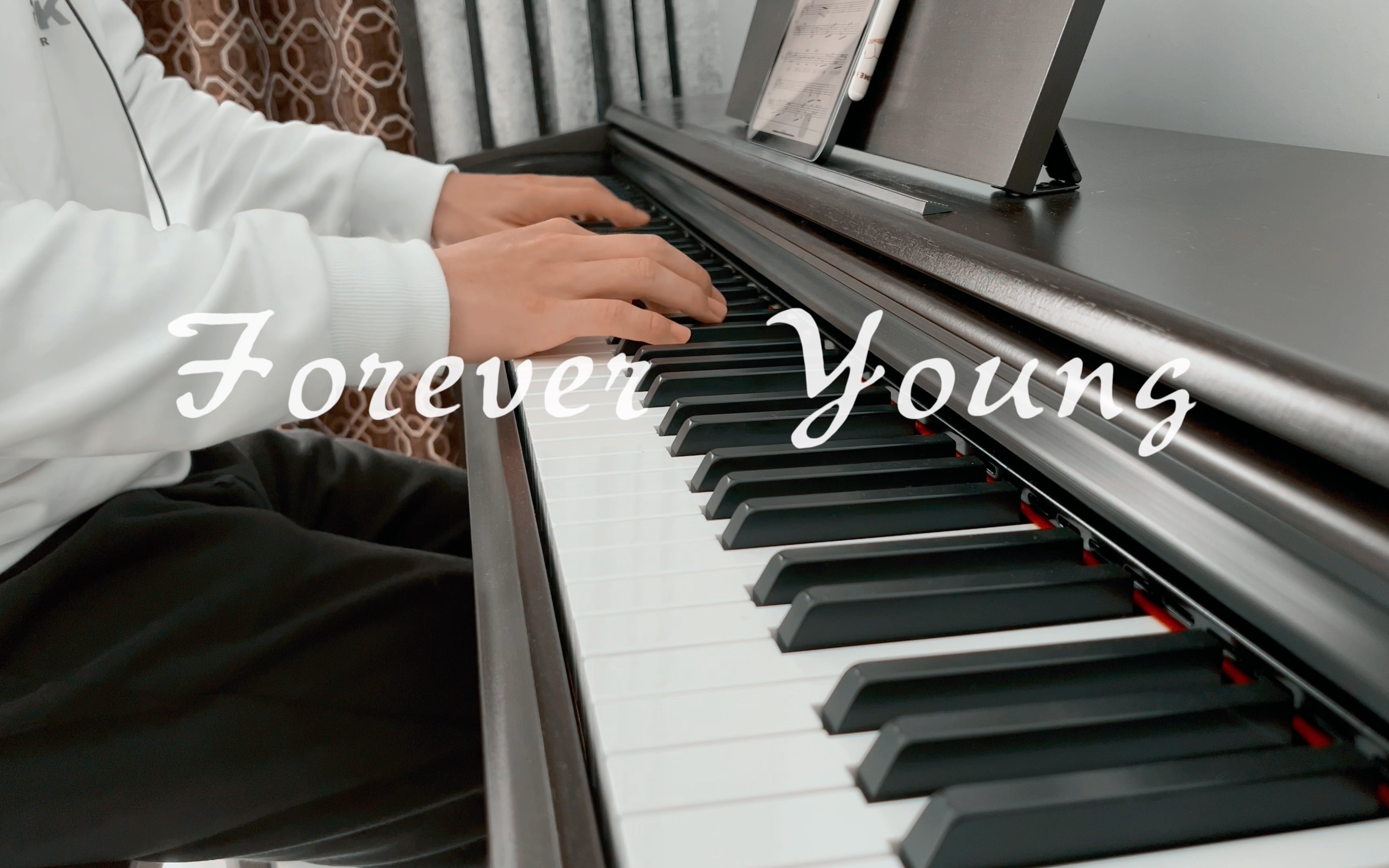 【钢琴】“垂直活着，水平留恋着”-PianoJustin-PianoJustin-哔哩哔哩视频