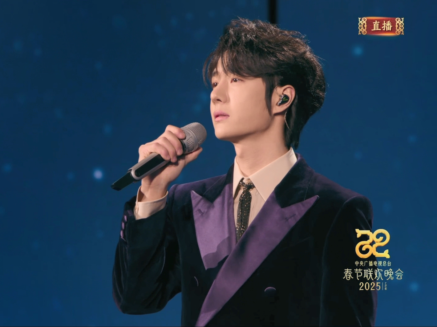 【王一博】2025总台春晚燃情演绎歌曲《我可以》-YIBO-OFFICIAL-YIBO-OFFICIAL-哔哩哔哩视频