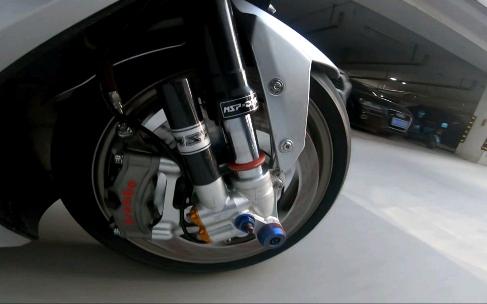 MSP UF2减震调试 路试视频 软中带Q 是我喜欢的感觉 krv180减震改装_哔哩哔哩_bilibili