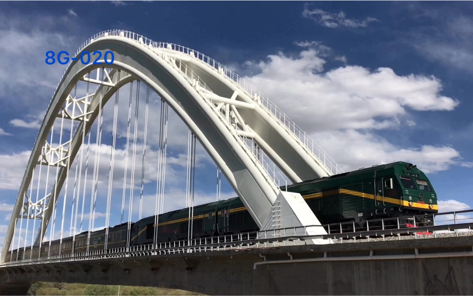 拉日铁路日喀则段风光，NJ2,HXN3高原型，BSP与国产青藏25T出镜_哔哩哔哩_bilibili