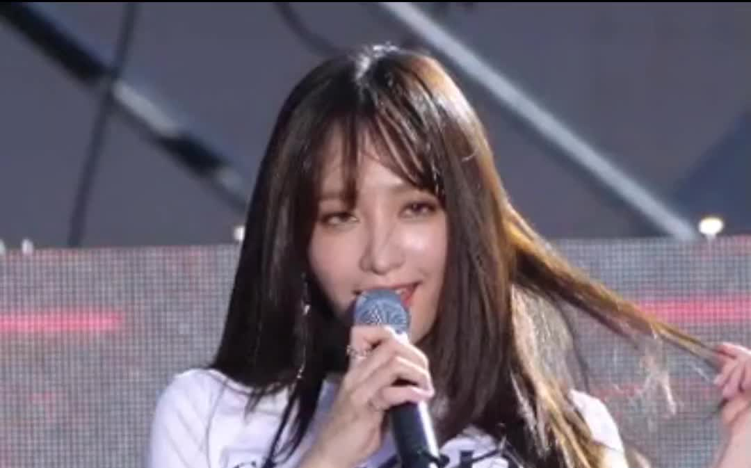 【EXID】HaNi《up&down》直拍混剪_哔哩哔哩_bilibili