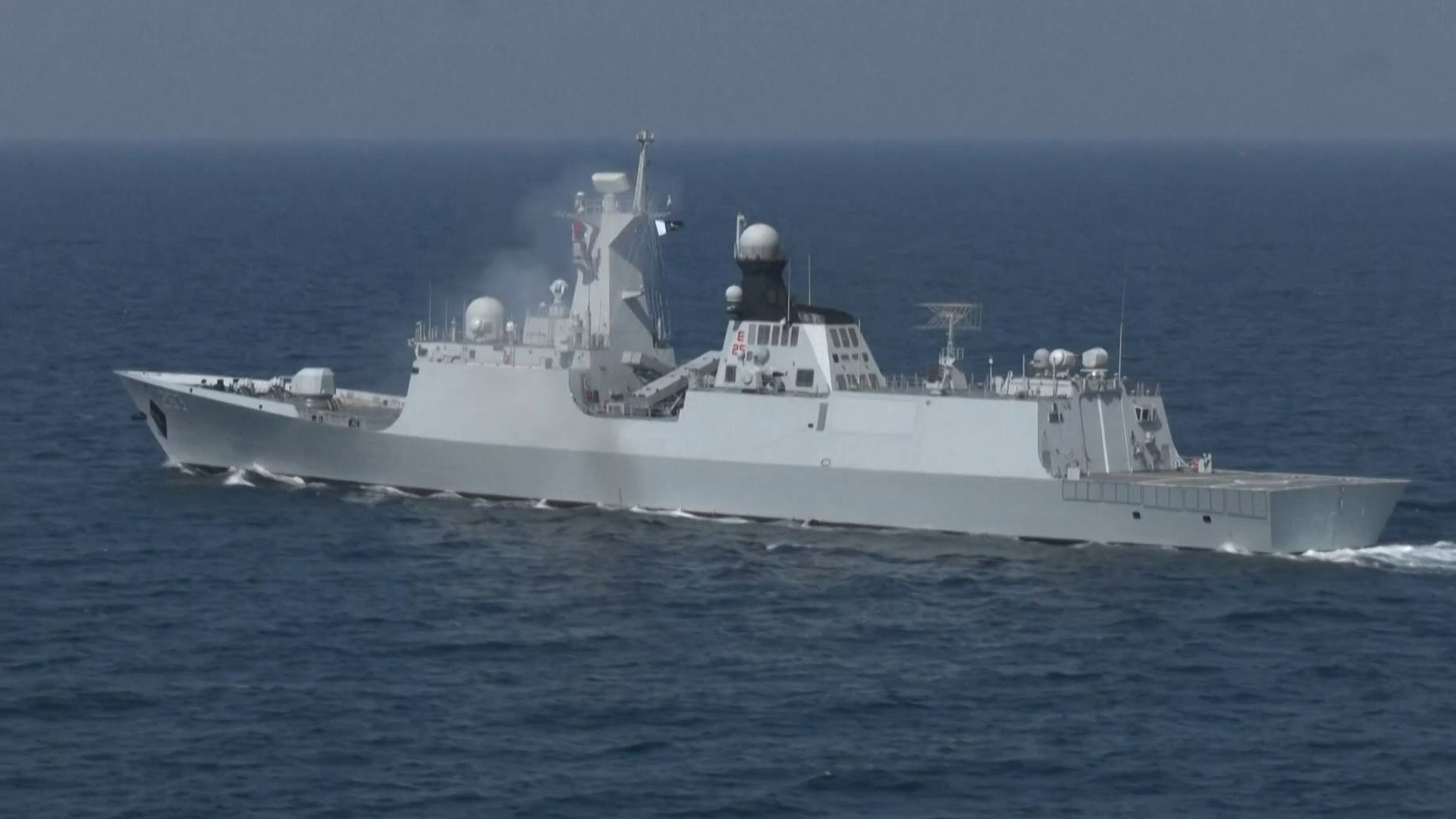 052D领衔！“和平-2025”多国海上联演！-顺心如一-顺心如一-哔哩哔哩视频