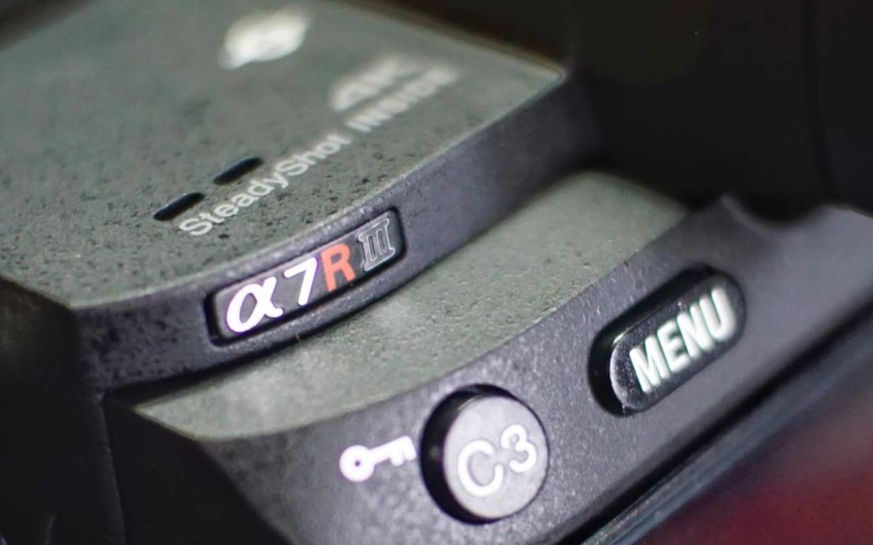 你的画质被我承包了 索尼A7R3使用体验&微测评_哔哩哔哩_bilibili