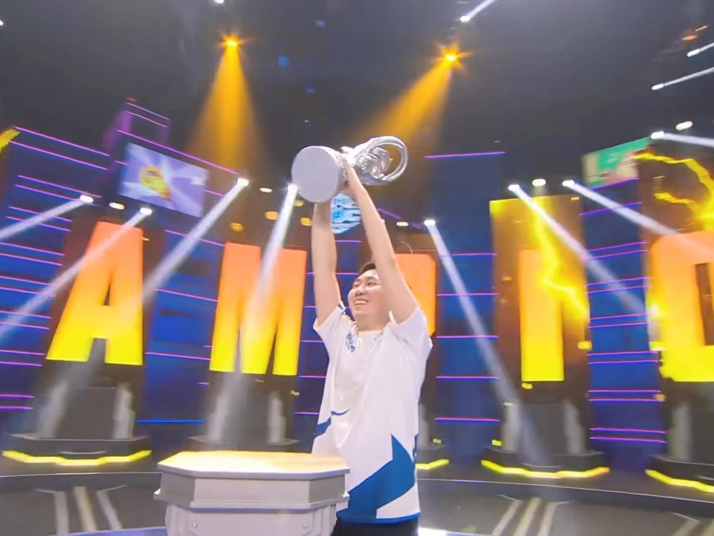 TOC9将于今天开打，盘点历届TOC选手们在这片最具创造力舞台中的天才操作！-云顶杀生丸-云顶杀生丸-哔哩哔哩视频