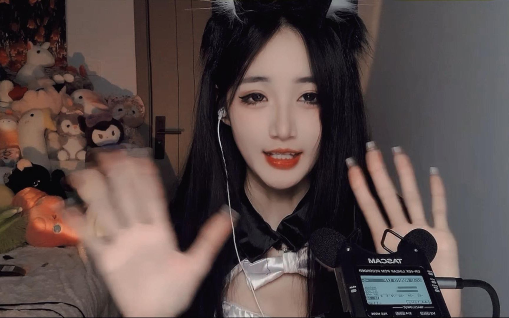 【小梨助眠】什么！是猫耳 ！女仆？！俺 进来听一下-啵啵梨o3o-啵啵梨o3o-哔哩哔哩视频