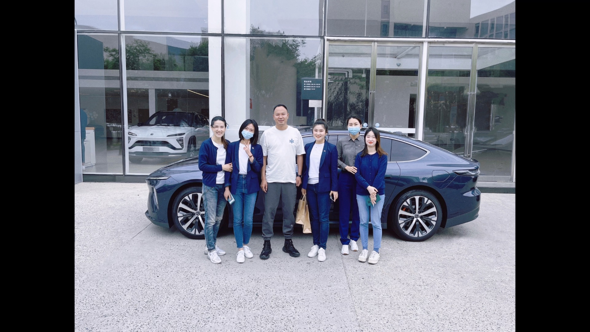 ET7 提车了_哔哩哔哩_bilibili