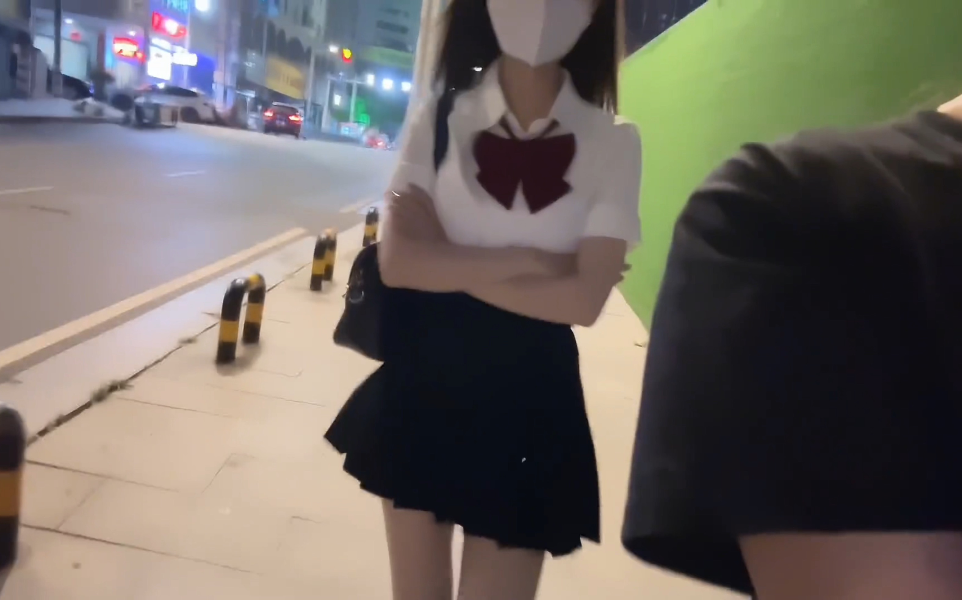 不愧是jk 我这种屌丝穿都好看 资甜 资甜 哔哩哔哩视频