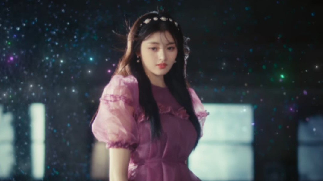 FIFTY FIFTY最新回归曲SOS MV预告2-pcyxjy-pcyxjy-哔哩哔哩视频