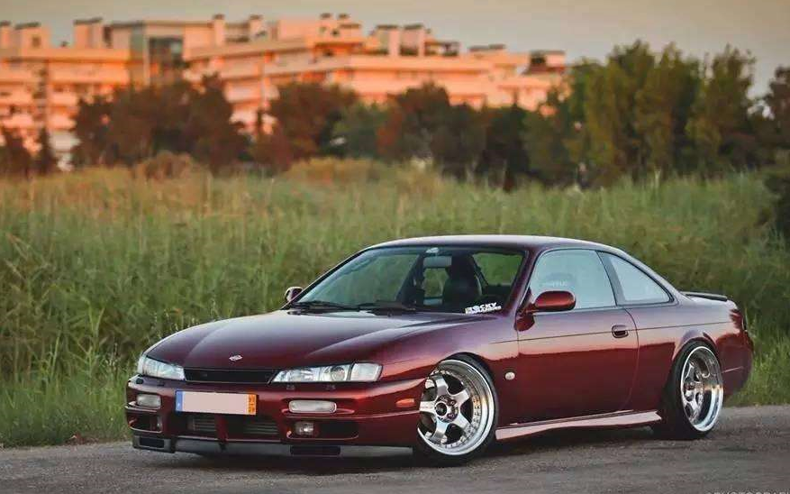 小伙子你那什么车啊？ S14啊 怎样？_哔哩哔哩_bilibili