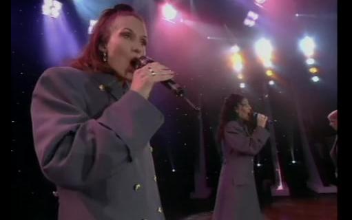 DJ Bobo《Love Is The Price》1996年世界音乐大奖现场 - 视频下载 Video Downloader