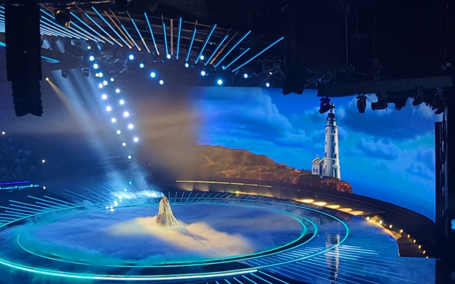 【Junior Eurovision 2022】Luna Sabella - La festa - 现场1080p