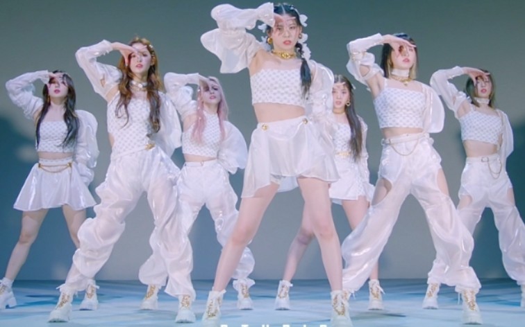 NMIXX "TANK"舞蹈版全景4K直拍，每日一问：坦克何时打歌？_哔哩哔哩_bilibili