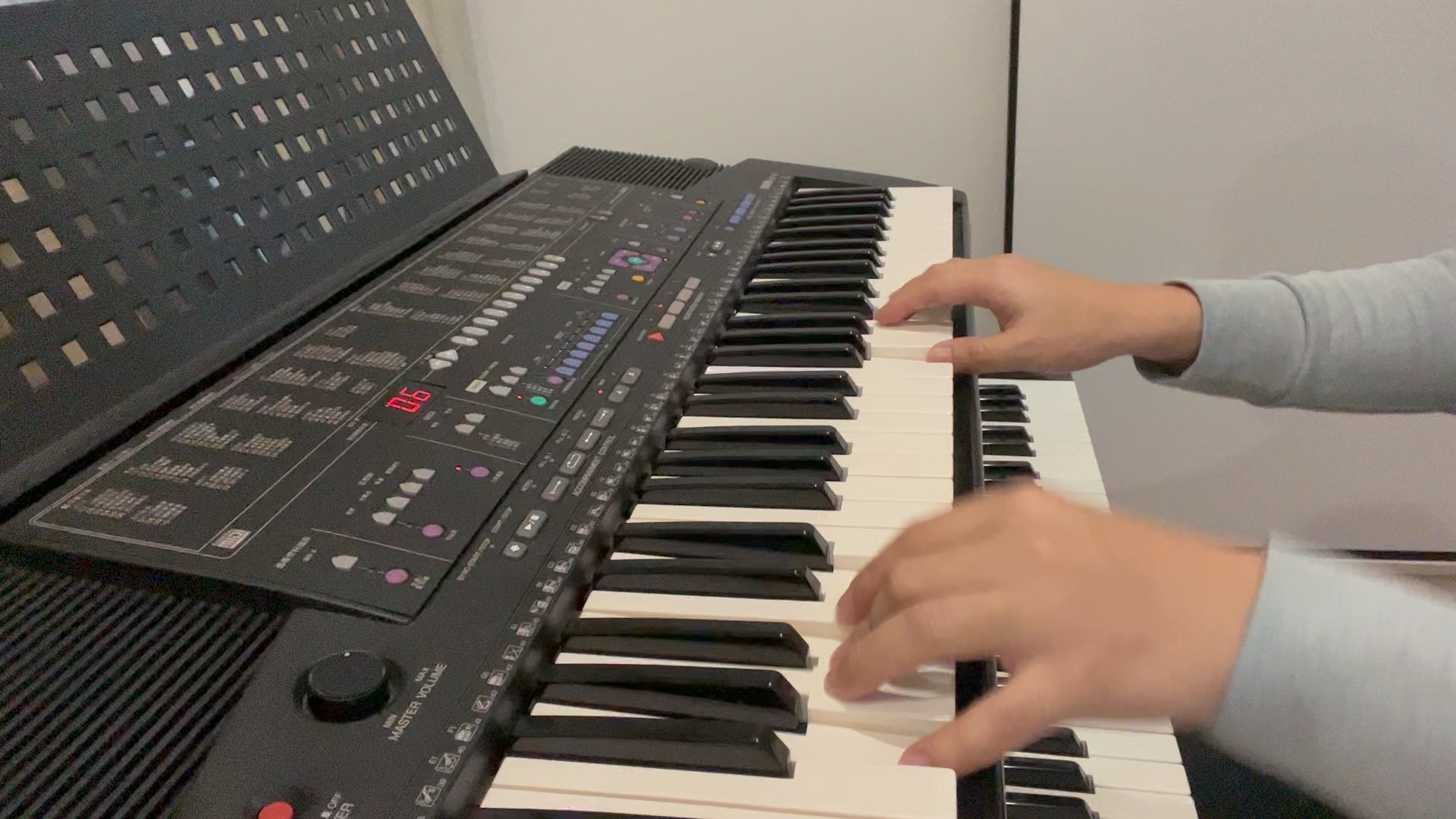 1993年雅马哈PSR-410电子琴实时演奏『爱如潮水』_哔哩哔哩_bilibili