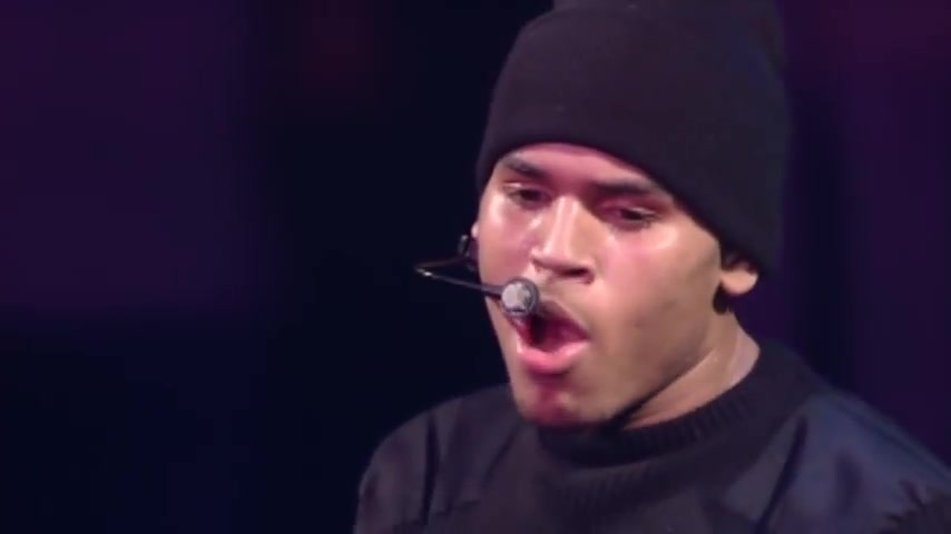 Chris Brown - Take You Down (Live)_哔哩哔哩_bilibili