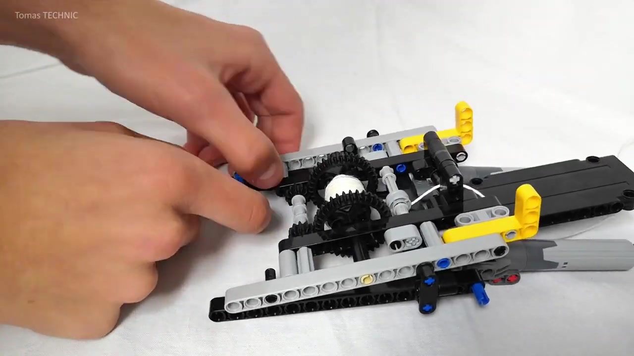 【搭建指南】Lego 强大的TANK_哔哩哔哩_bilibili