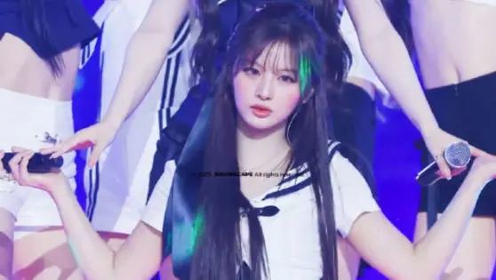 【Sullyoon】＂KNOW ABOUT ME＂ NMIXX雪允Focus 20250726 SBS夏季歌谣大战直拍4K 合集_哔哩哔哩_bilibili