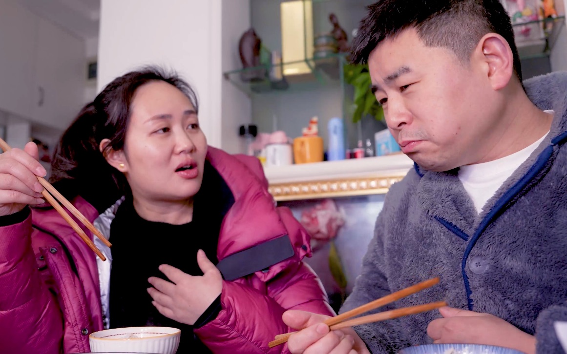 夫妻俩结婚14年，老公总是偷偷送浪漫，这样的男人你们会喜欢吗？-超小厨-超小厨-哔哩哔哩视频