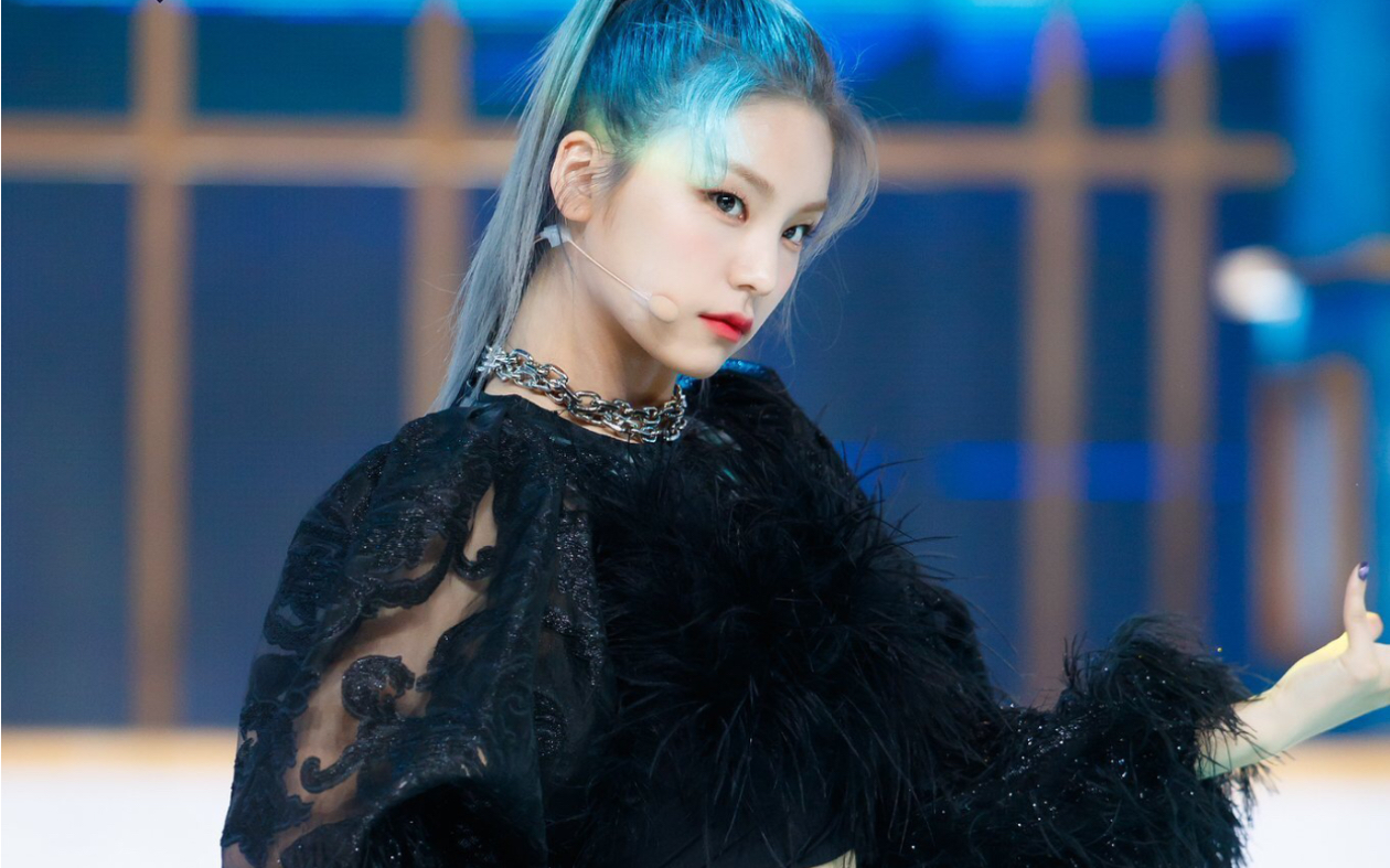 【4K】 200312 MCOUNTDOWN《WANNABE》回归舞台YEJI个人官方竖屏直拍。_哔哩哔哩_bilibili