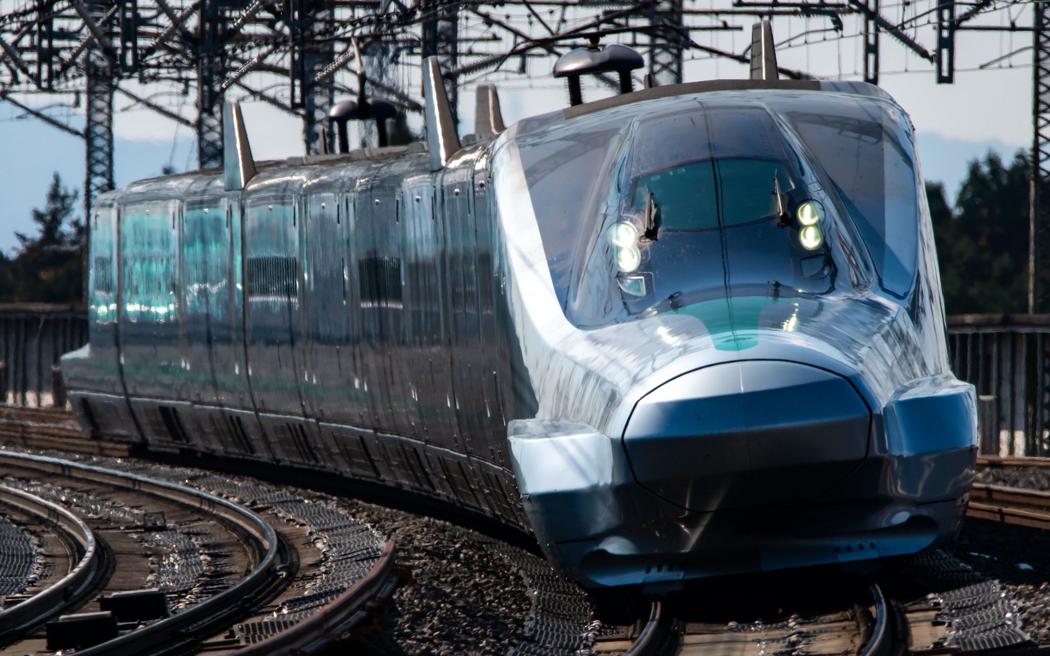 E956形 S13編成 「ALFA-X」 大宮駅初入線!! - 哔哩哔哩