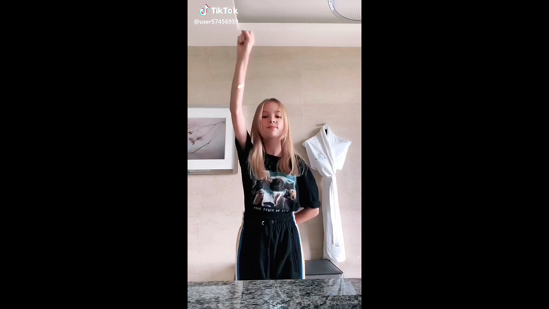 丹妮回归tik tok了_哔哩哔哩_bilibili