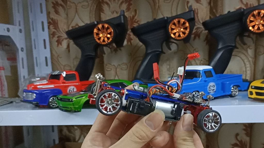 江西陈老板一口气订的五套MINI Q8，商场里面出租给小朋友玩啊_哔哩哔哩_bilibili