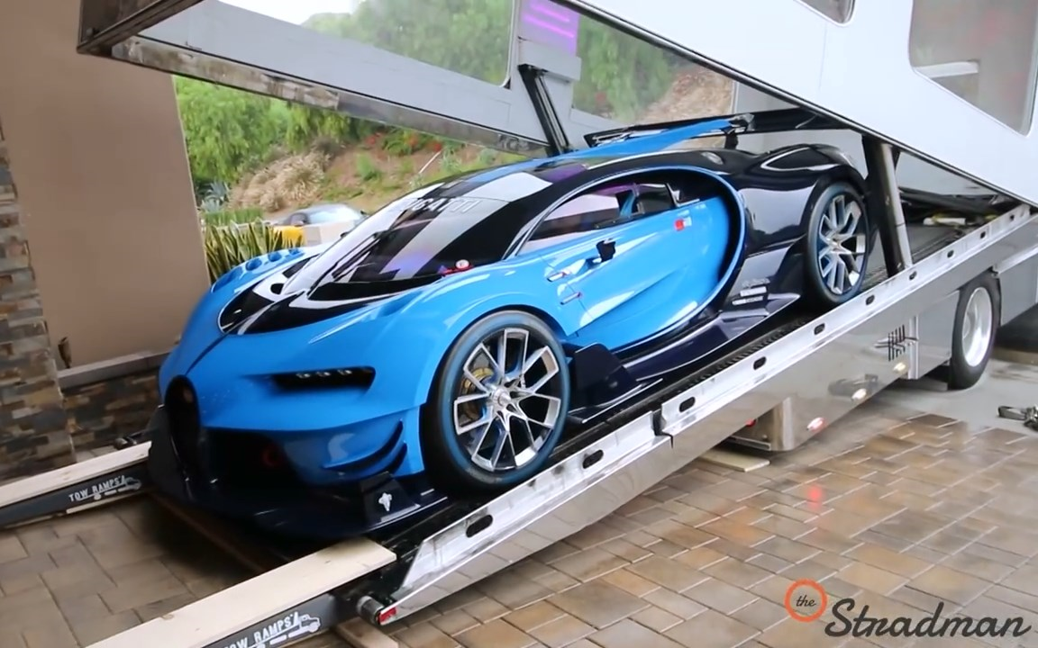【豪车开箱】Stradman带你体验BUGATTI VISION GRANTURISMO到港开箱_哔哩哔哩_bilibili