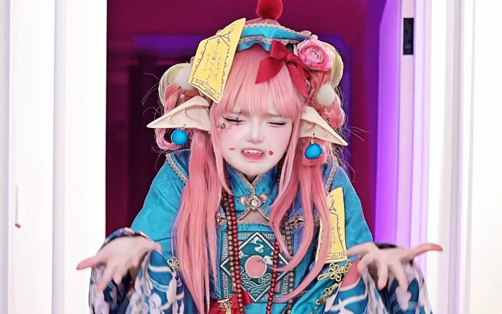 一天不看难受，看了难受一天。-小柔SeeU-小柔SeeU-哔哩哔哩视频