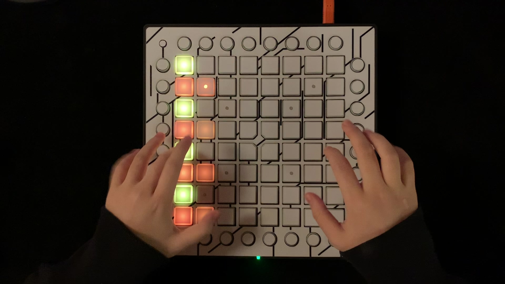 【Launchpad】Colors-Tobu 打击垫演奏_哔哩哔哩_bilibili