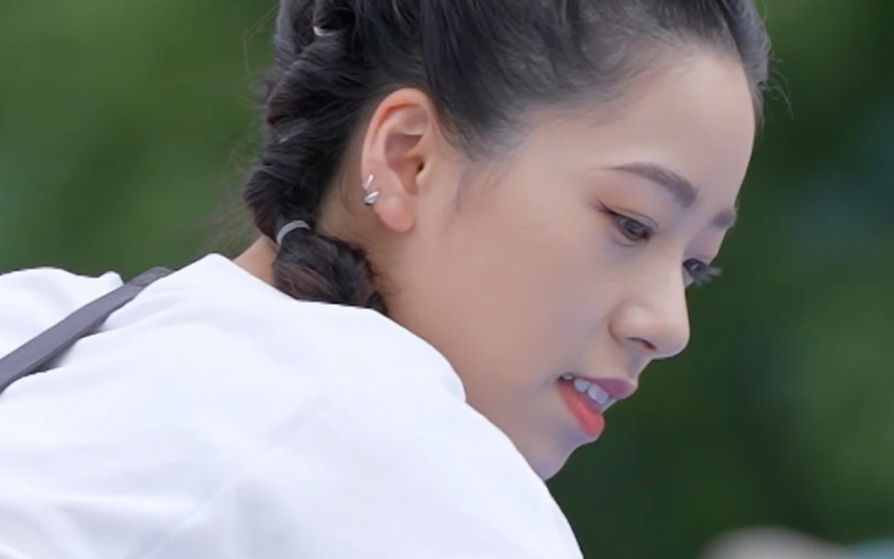 哔哩哔哩向前冲阿达娃Adawa-综艺-全集-高清独家在线观看-bilibili-哔哩哔哩