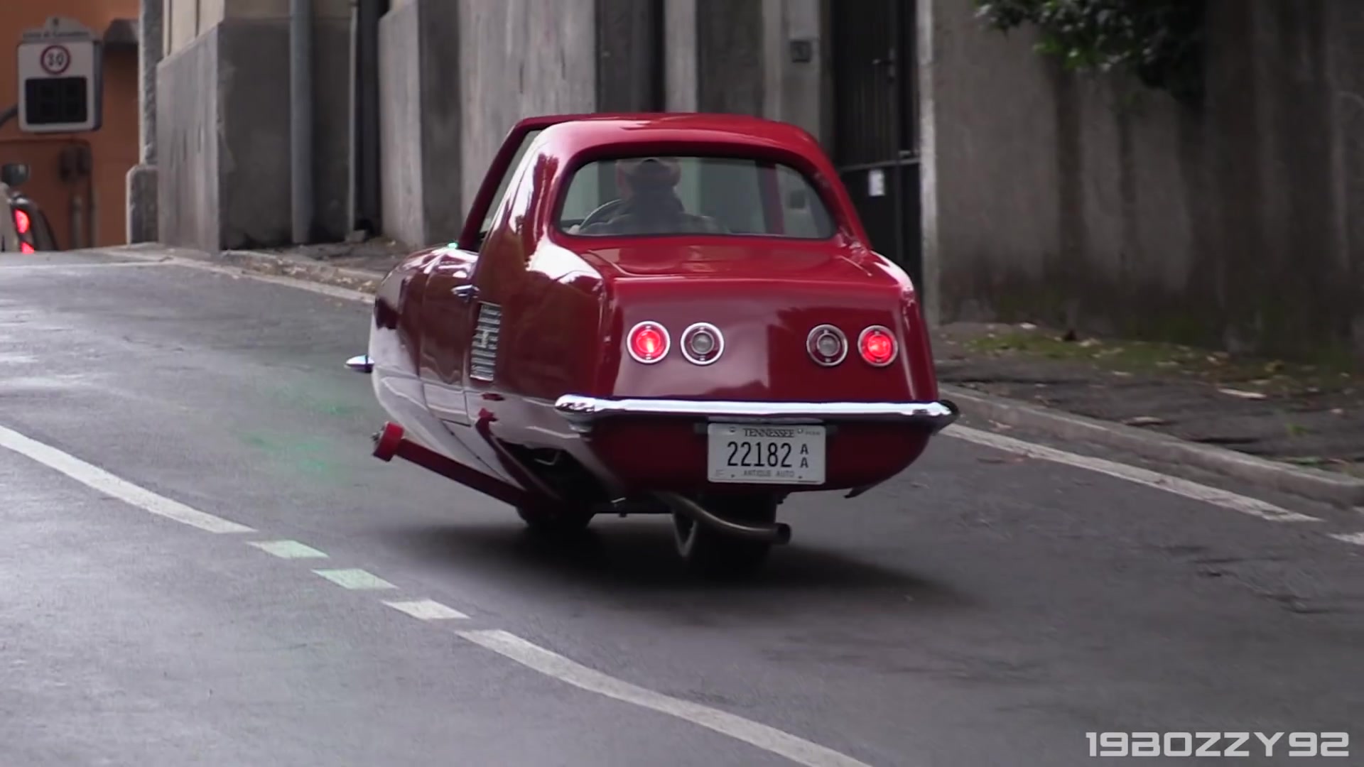 【RANDOM】1967年的2轮汽车Two-Wheeled【Self-Balancing Gyro-X CAR】_哔哩哔哩_bilibili