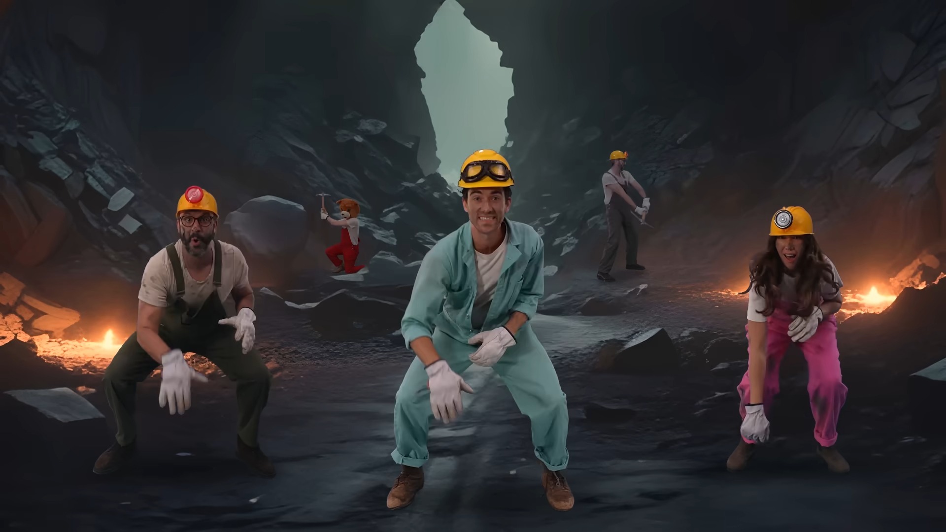 ＂Don't Stop Digging!＂ ?⛏️ Gemstone Mine Adventure ｜ Danny Go! Dance ...