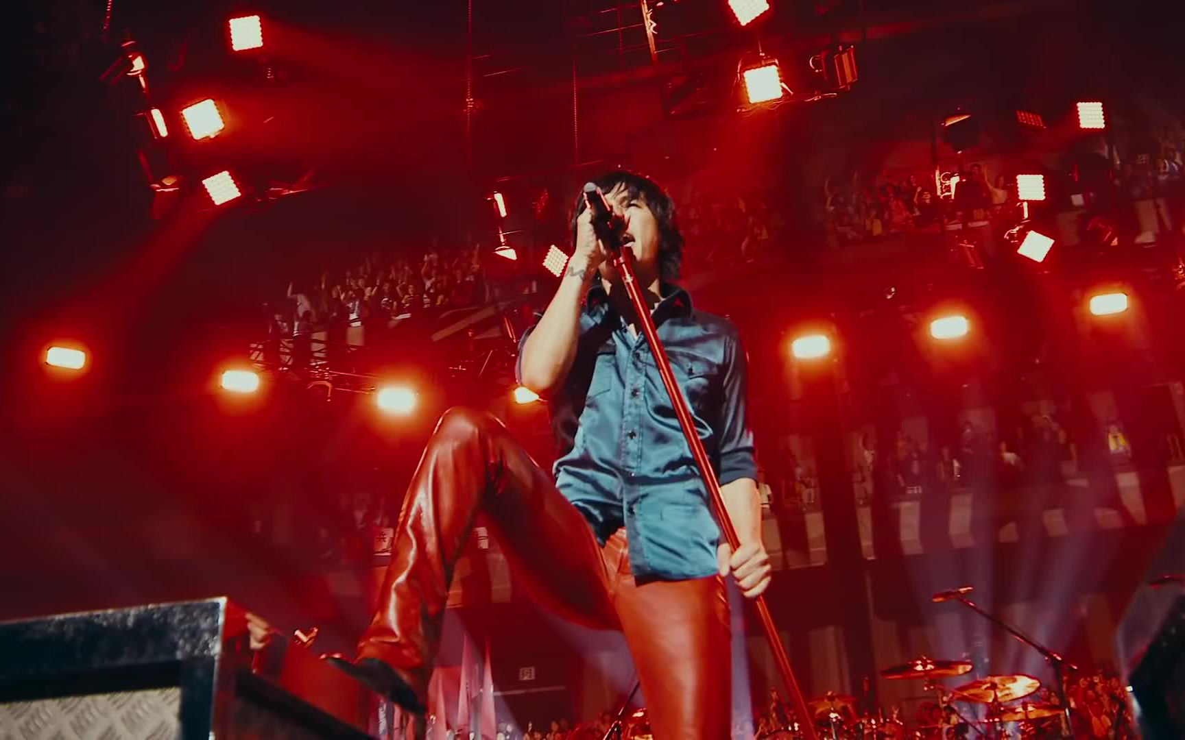 【鼻子】RED「B'z LIVE-GYM 2019 -Whole Lotta NEW LOVE-」_哔哩哔哩_bilibili