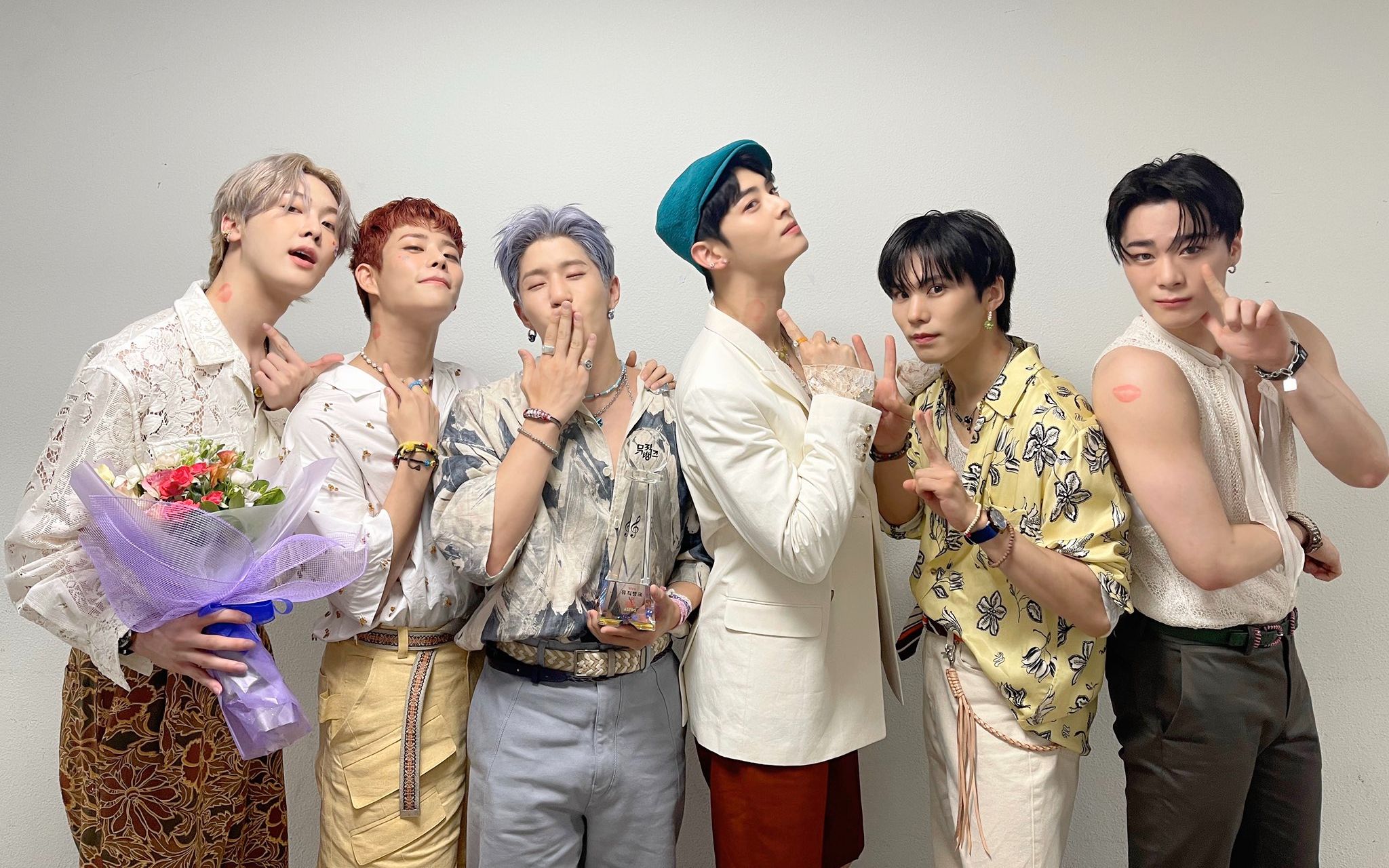 【ASTRO中首中字】210813 ASTRO MB After Midnight 一位舞台合集_哔哩哔哩_bilibili