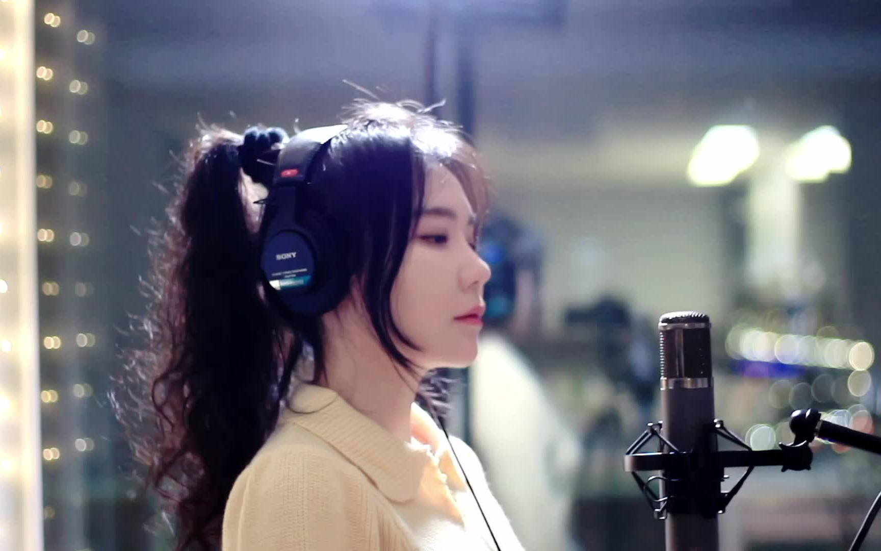 【J.Fla】- Raindrops Keep Falling On My Head （中英字幕）-JFla的搬运工-JFla的搬运工-哔哩哔哩视频