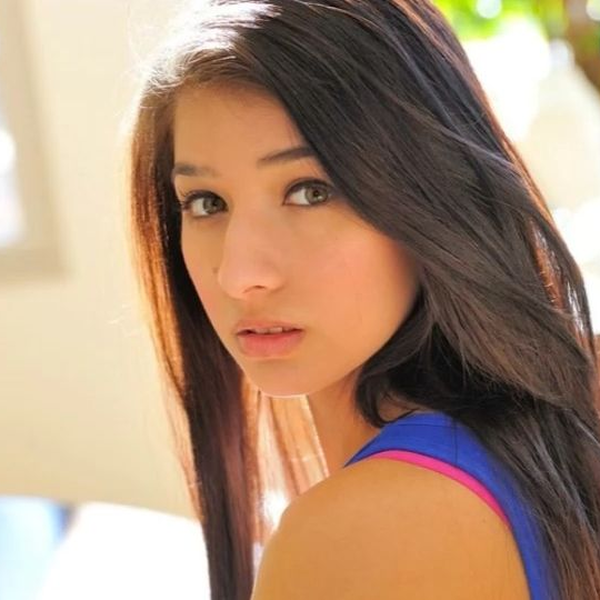 Megan Salinas's Instagram, Twitter & Facebook on IDCrawl