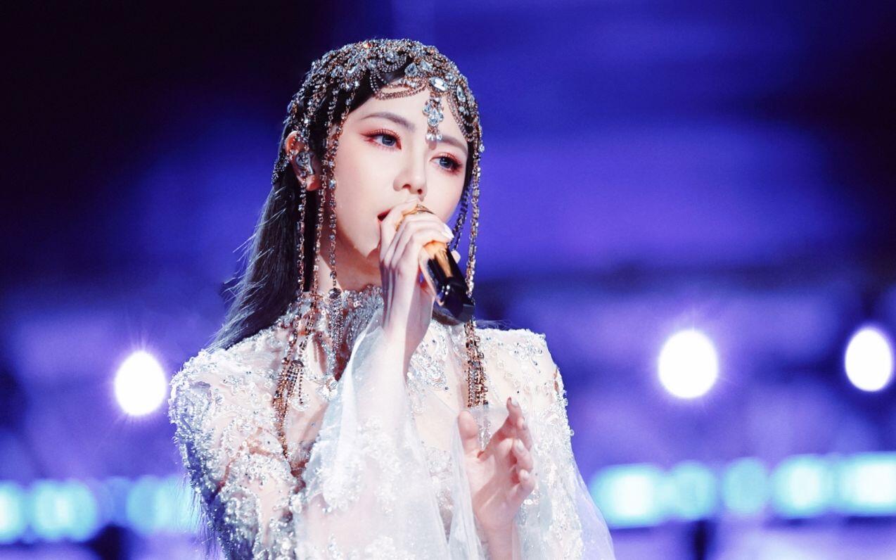 邓紫棋江苏跨年《倒数》磅礴高音版回归！ - 哔哩哔哩