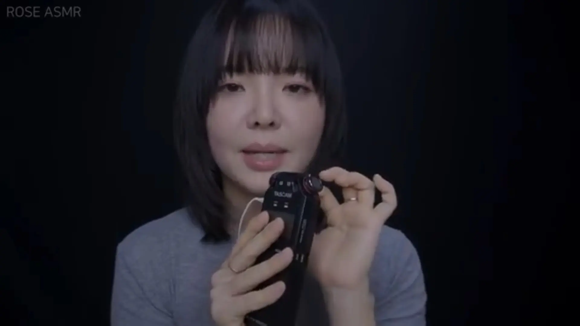 深夜ASMR：颅内高潮.....轻咬麦克风_哔哩哔哩_bilibili