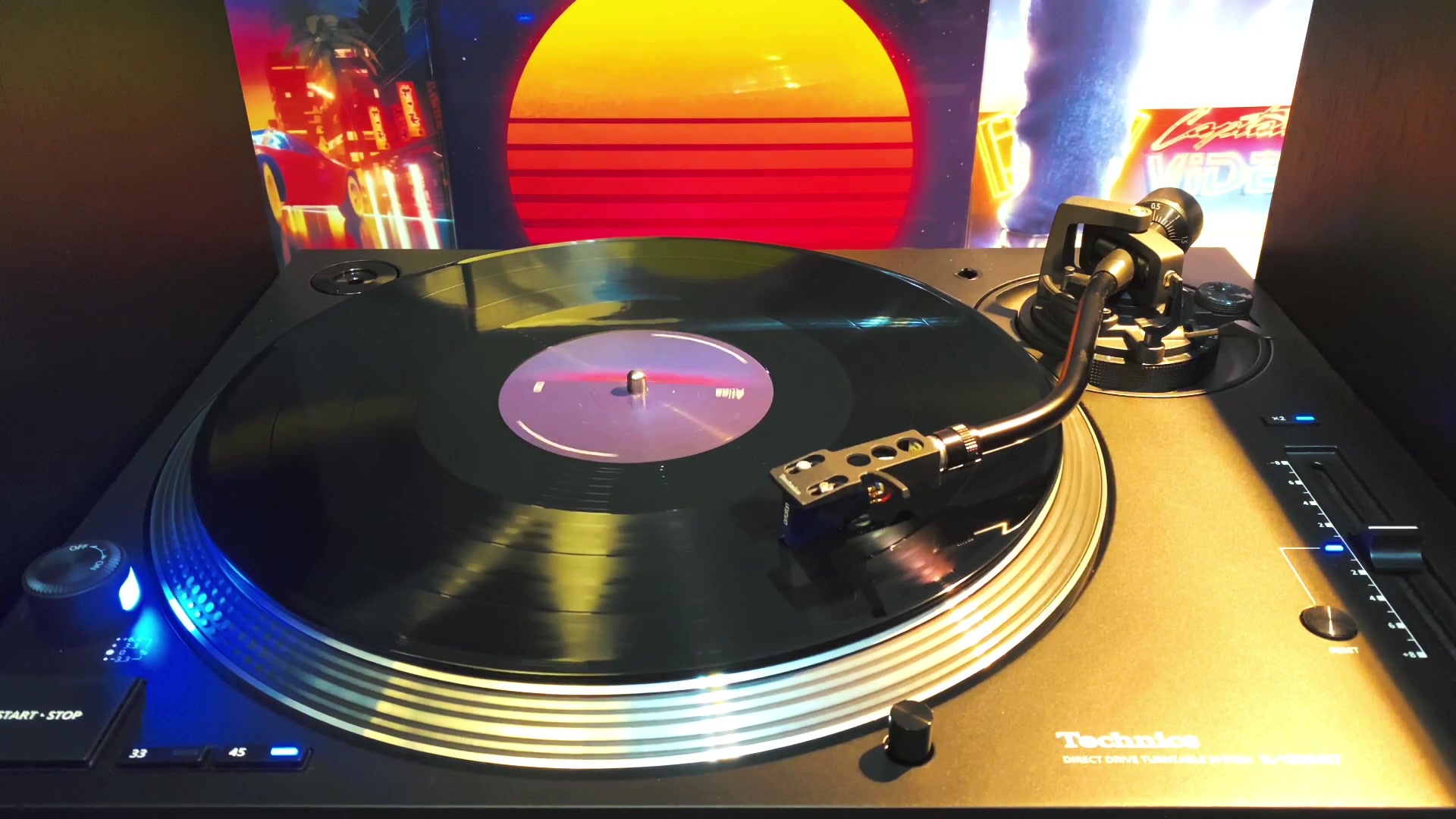 迷幻霓虹 复古合成器浪潮/Synthwave FM-84 - Atlas 黑胶 试听_哔哩哔哩_bilibili