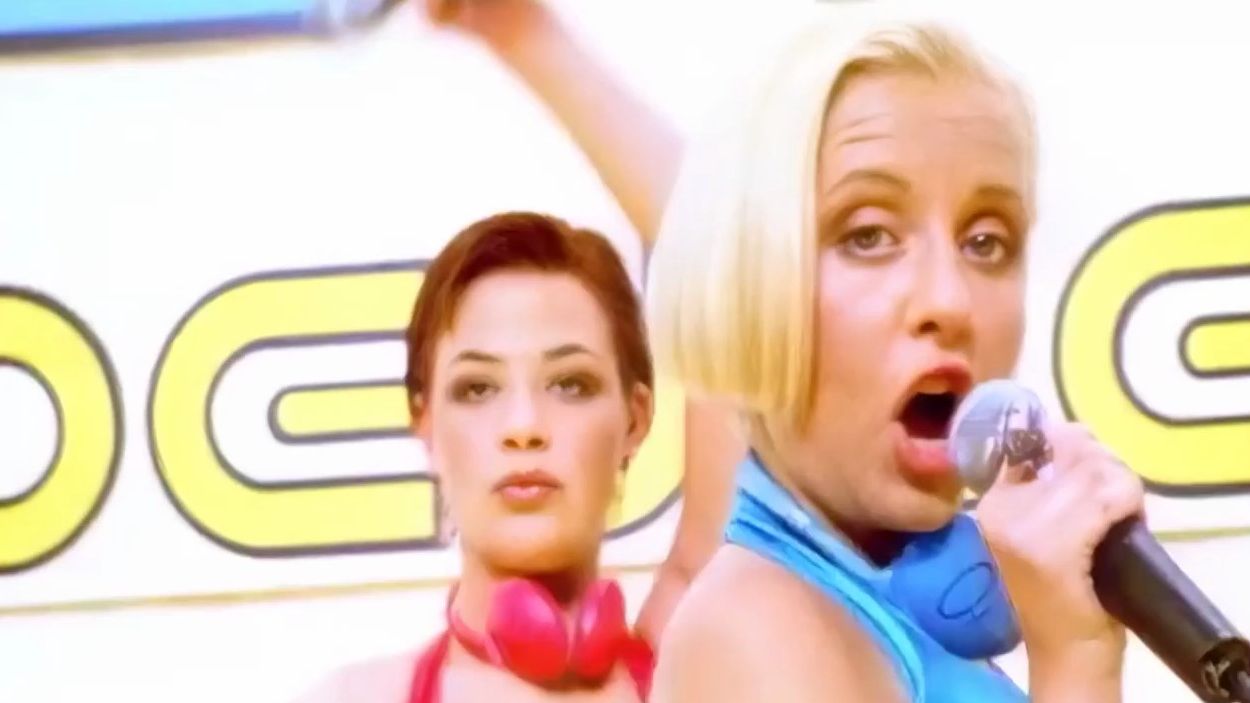 Deuce - Call It Love (Official Video)【中英字幕】-欧美怀旧金曲-欧美怀旧金曲-哔哩哔哩视频