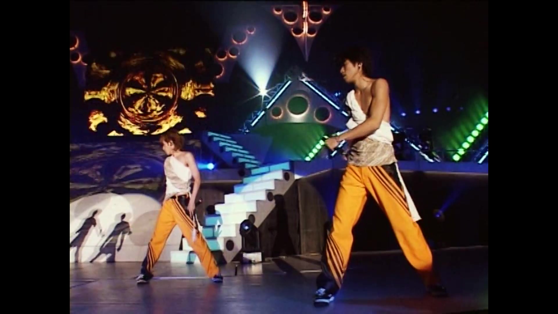 V6 - 2002_哔哩哔哩_bilibili