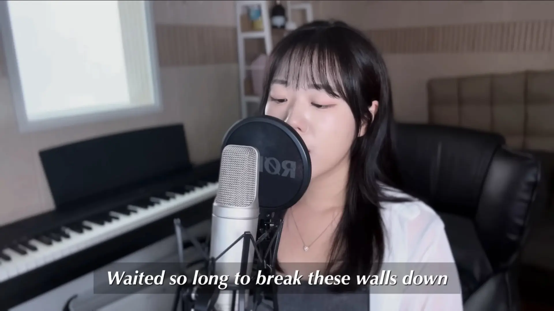 【MAVE:】虚拟女团主唱翻唱《Golden》— 猎魔女团 HUNTR/X（KPop Demon Hunters）_哔哩哔哩_bilibili