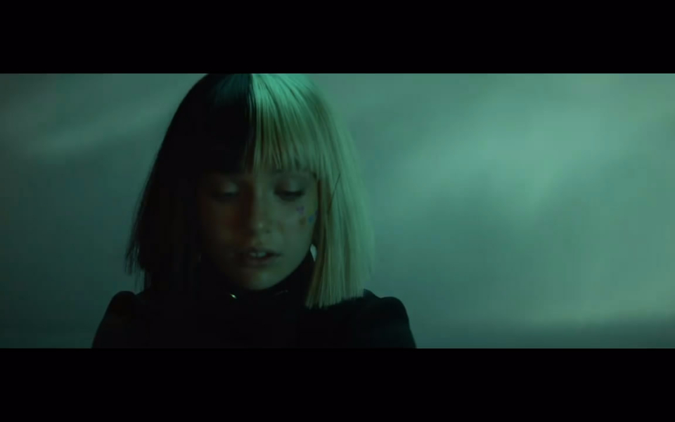 【中字】Sia - Rainbow MV_哔哩哔哩_bilibili